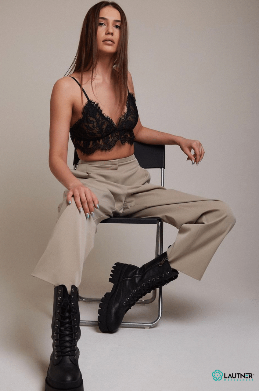 Anna T - Lautner Management